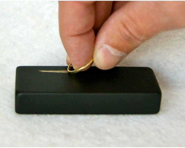 How to Tell if Gold is Real (17 Best Gold Testing Methods)