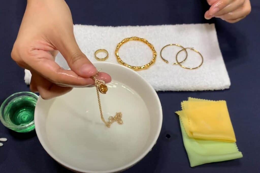 How to Clean Gold-Plated Jewelry to Renew Its Radiance