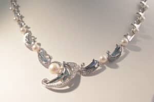 What is 999 Silver? (Fine Silver Facts and Value)